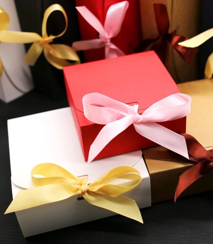 Acquire bulk Gift Boxes With Lids for Your Brand USA